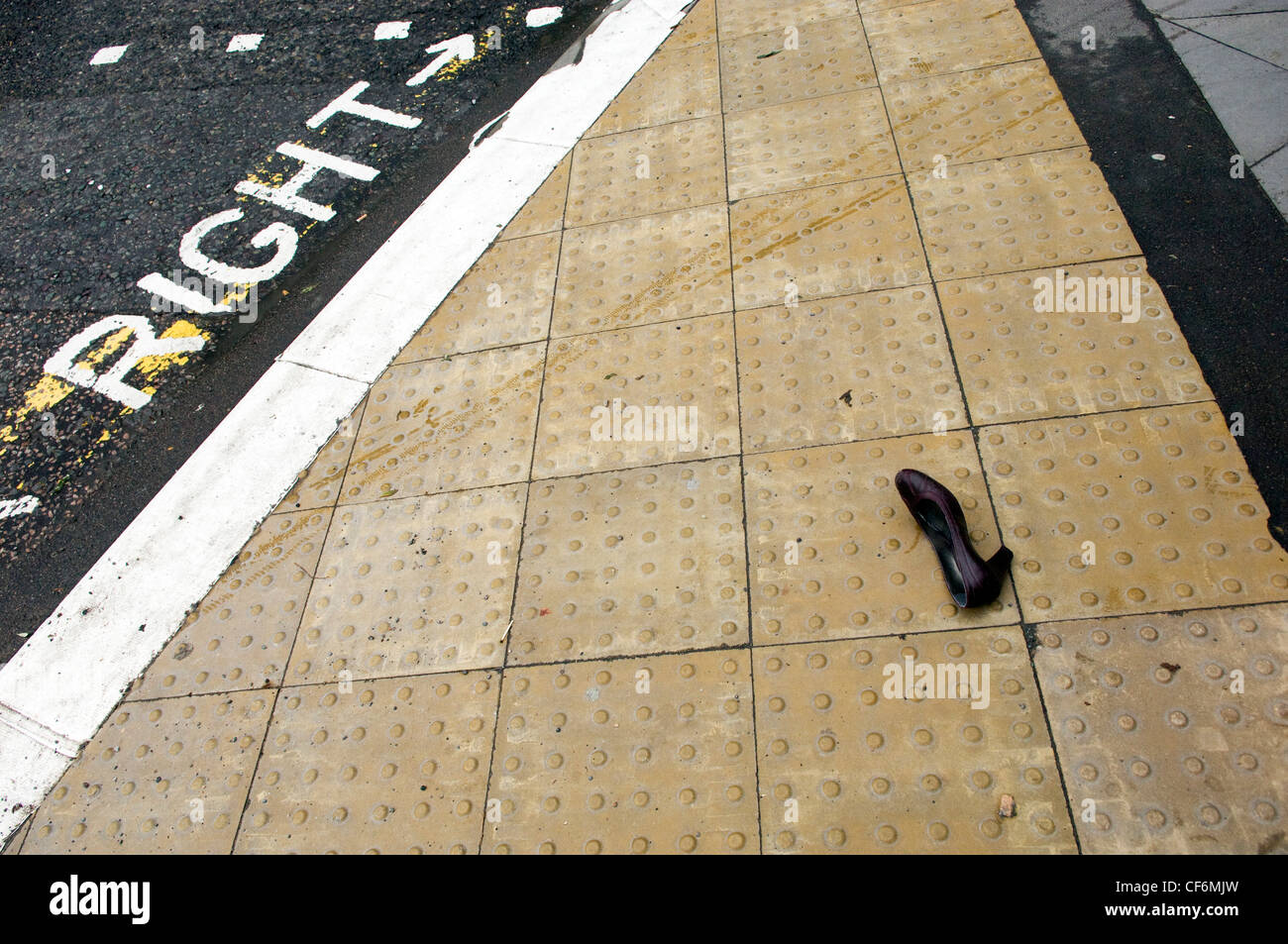 Dropped slip hi-res stock photography and images - Alamy