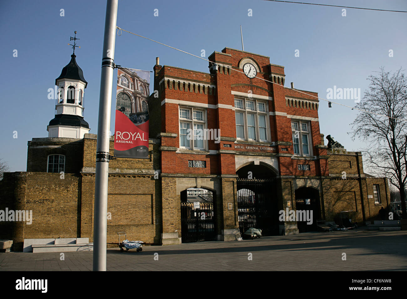 Royal arsenal london gate hi-res stock photography and images - Alamy