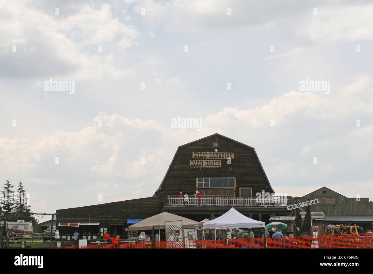 Canadian barn hi-res stock photography and images - Alamy