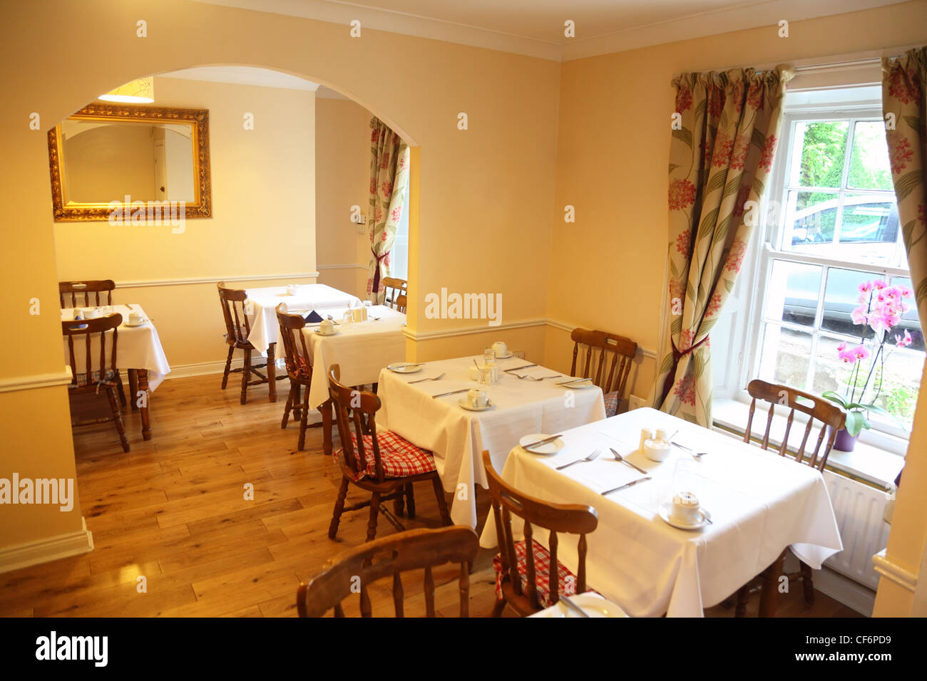 Small, cozy, bright restaurant with beautiful, retro style furniture ...