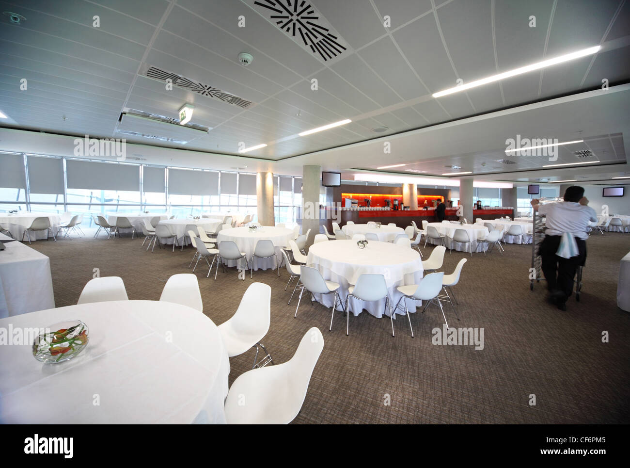 Large restaurant table hi-res stock photography and images - Alamy