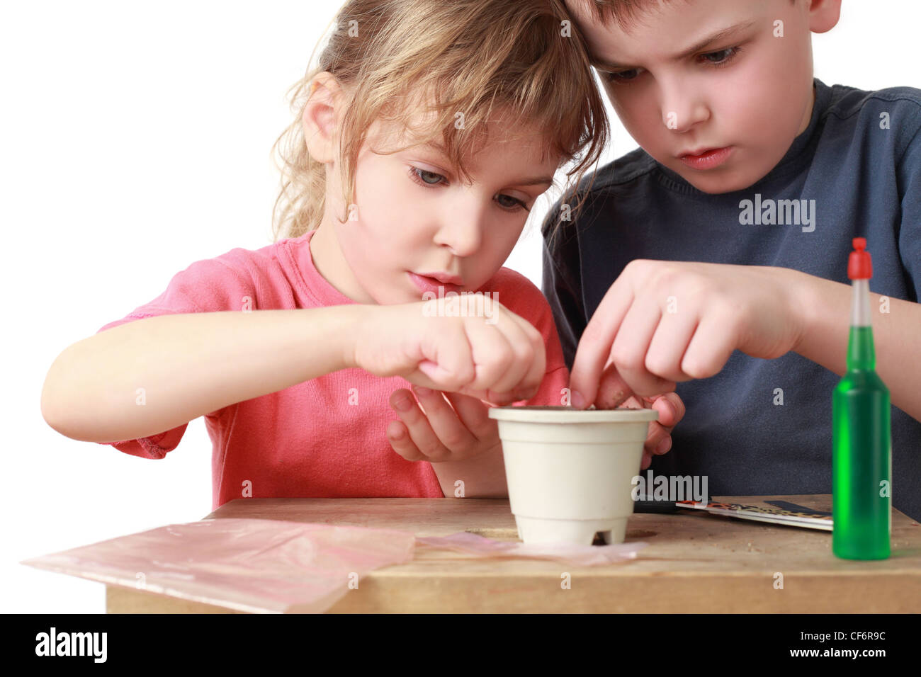 Child labour pot boy hi-res stock photography and images - Alamy