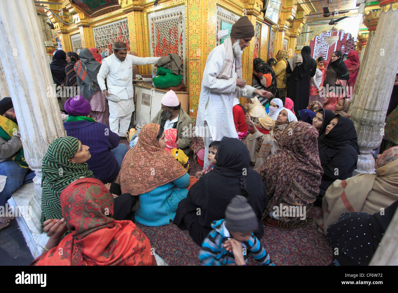 Hazrat nizamuddin hi-res stock photography and images - Alamy