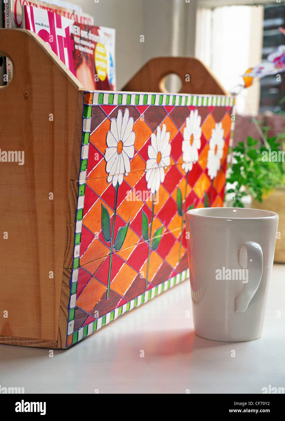 Magazine holder hi-res stock photography and images - Alamy
