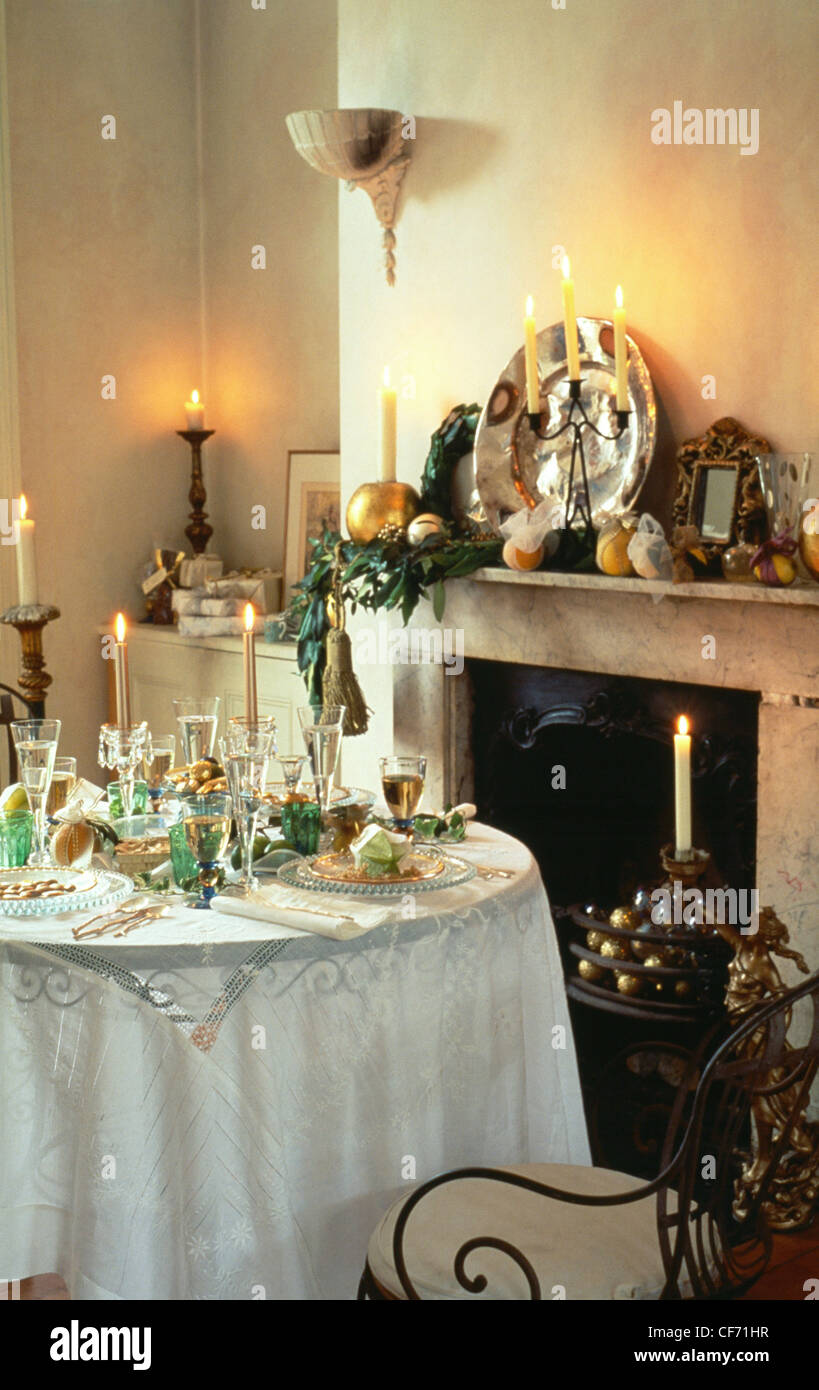 Celebrate style Stylish ideassetting the scene Table setChristmas meal ...