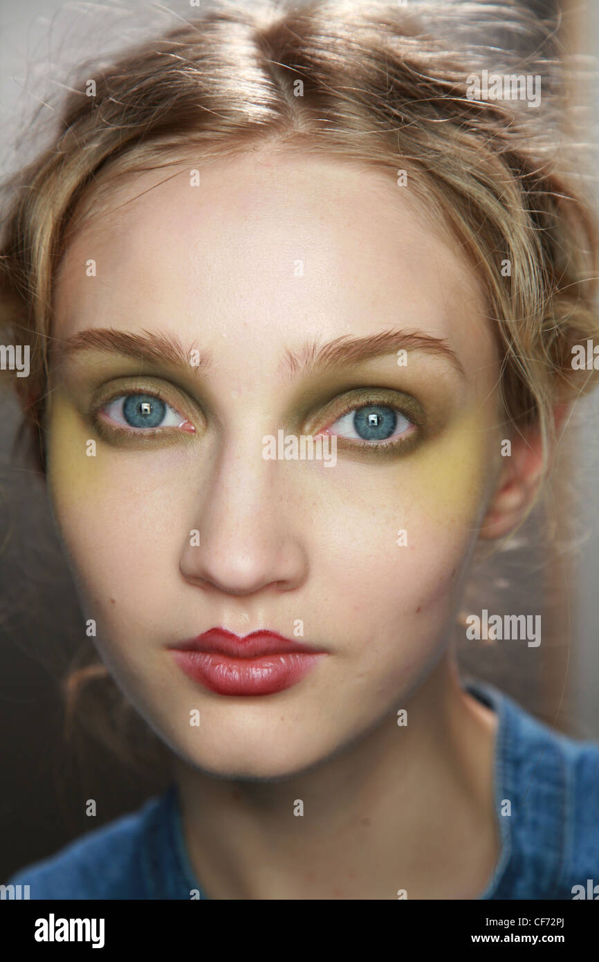 Marni BACKSTAGE Milan Ready to Wear Autumn Winter Model green and ...