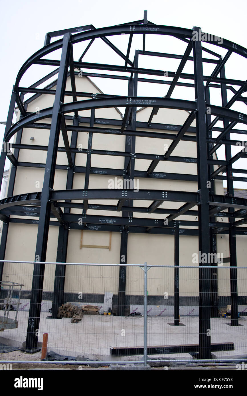 Bolt together frame hi-res stock photography and images - Alamy