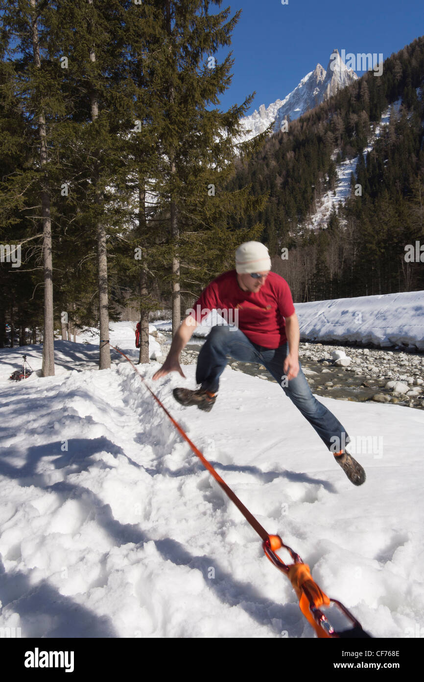 Slackliners hi-res stock photography and images - Alamy