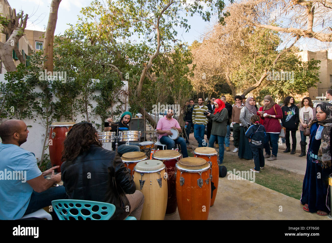 Cairo street scene crowd hi-res stock photography and images - Alamy