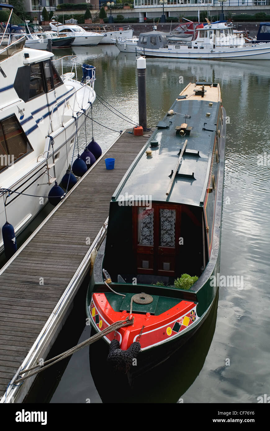 Moor a boat hi-res stock photography and images - Alamy