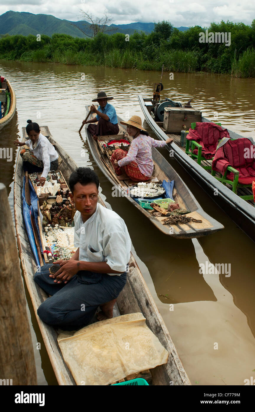 canoes at a Inle lake market Stock Photo - Alamy