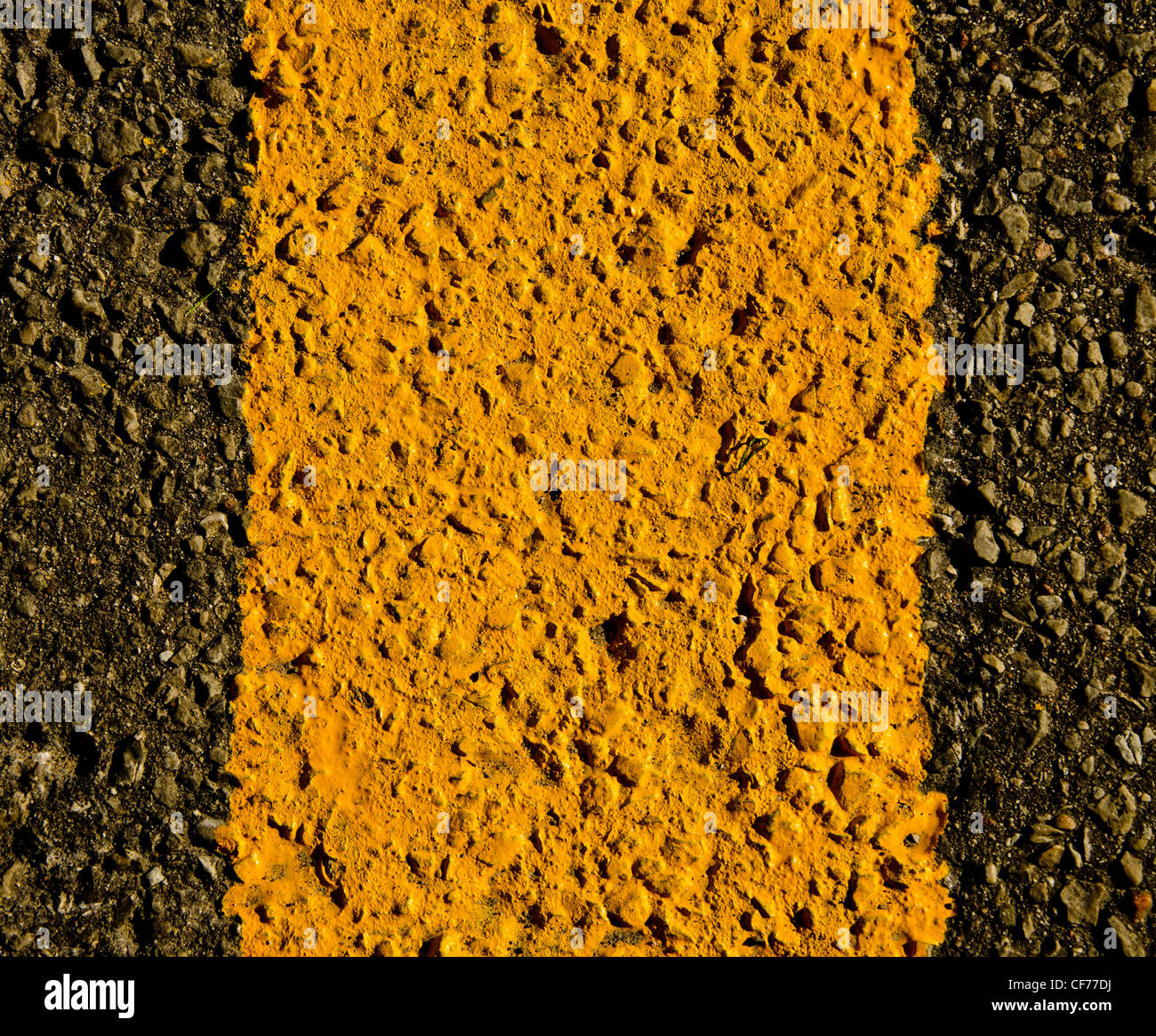 Asphalt road texture yellow stripe hi-res stock photography and images ...