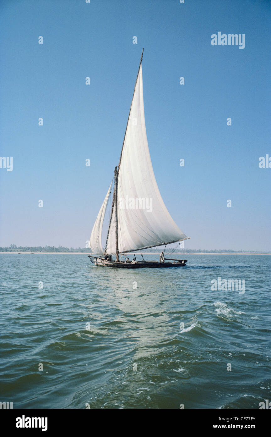 Traditional Felucca on the River Nile Egypt North Africa Stock Photo ...