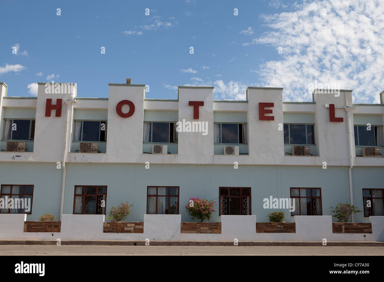 Red hotel sign hi-res stock photography and images - Alamy