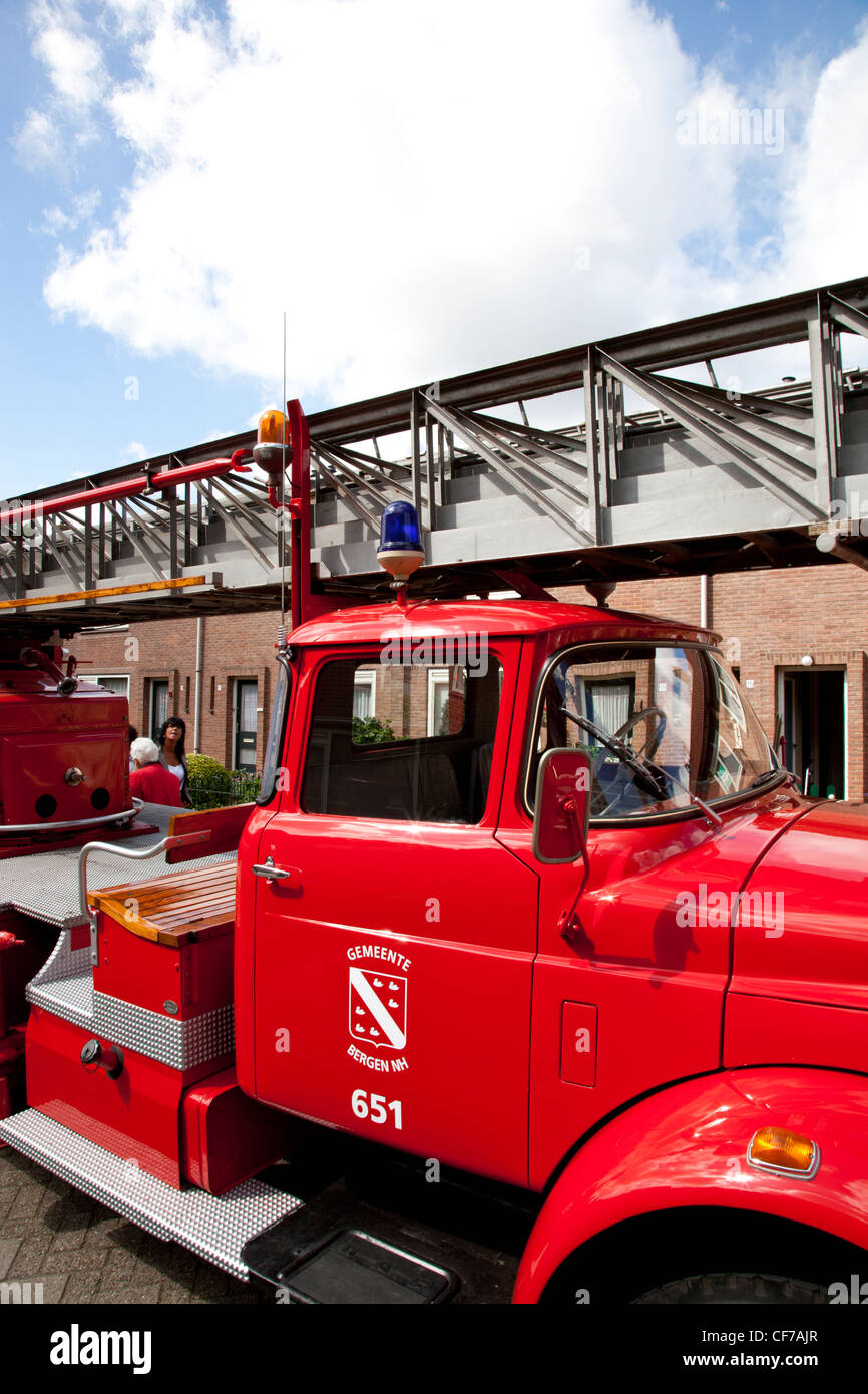 Detail of old red fire engine Stock Photo - Alamy
