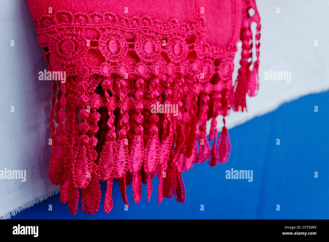 Handwoven craftsmanship hi-res stock photography and images - Alamy