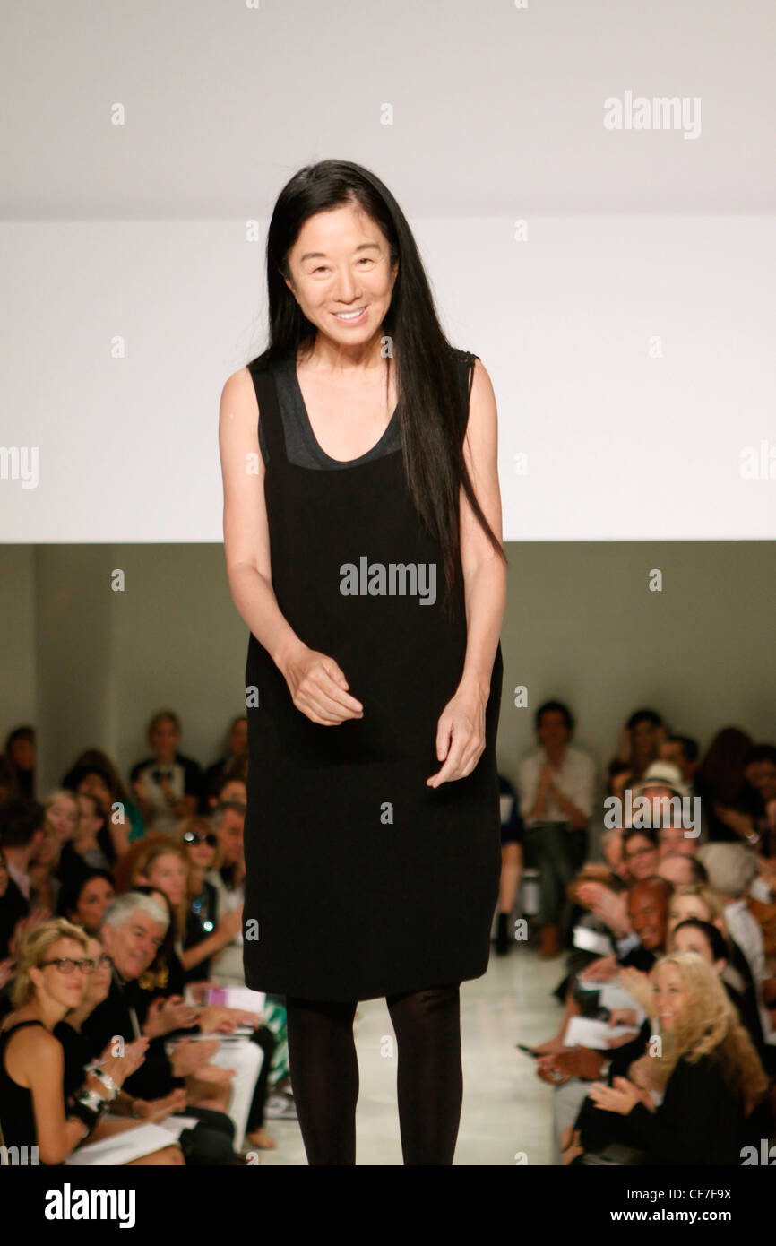 Vera Wang Clothing Designs
