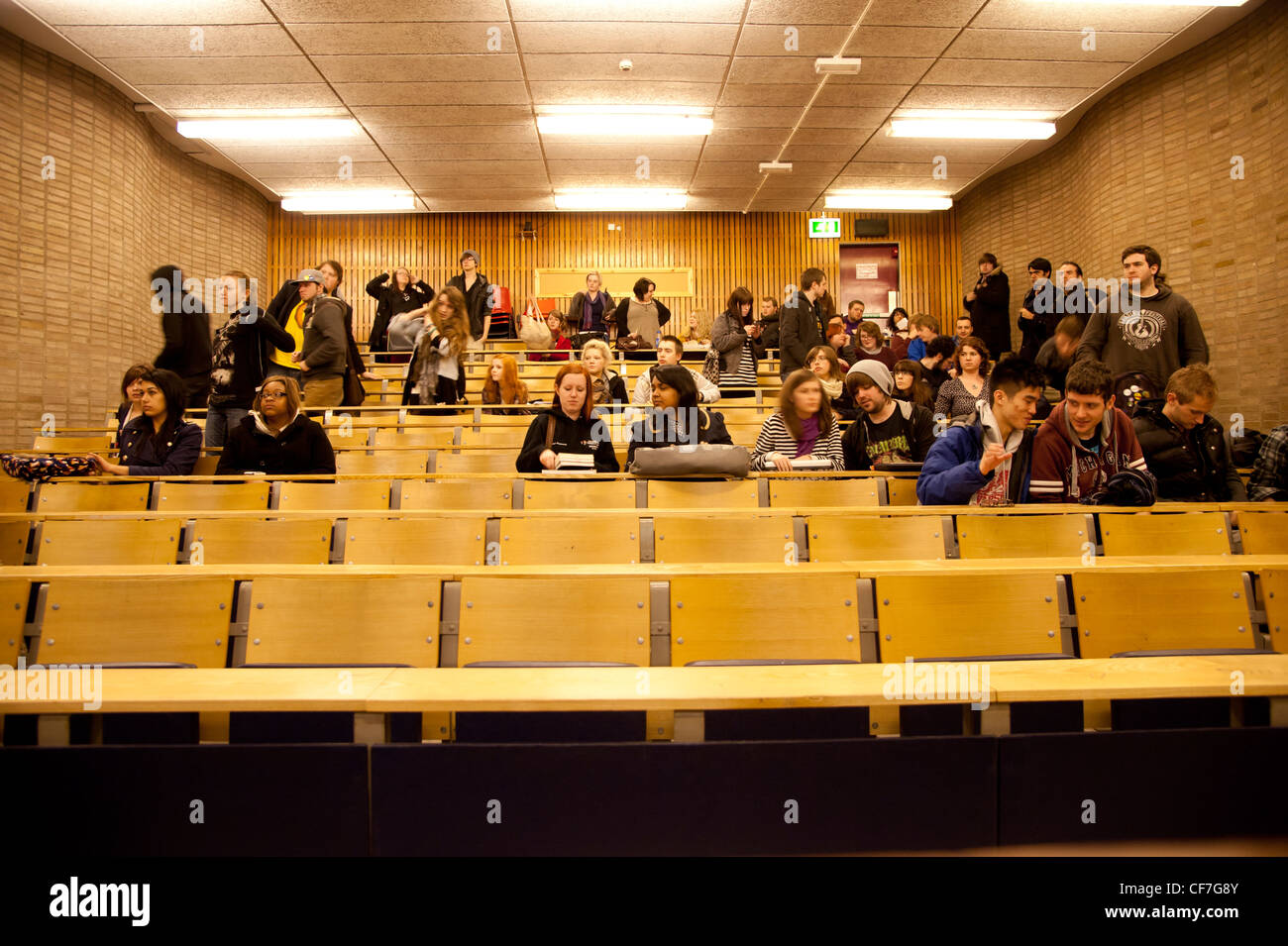 Lecture theatre hi-res stock photography and images - Alamy