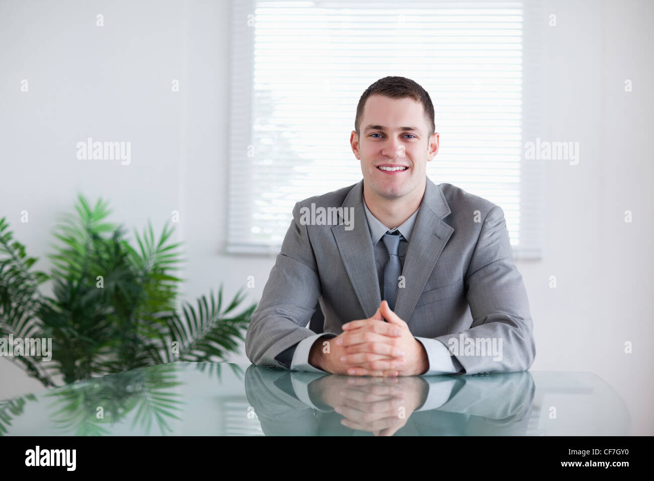 Negotiate negotiation hi-res stock photography and images - Alamy