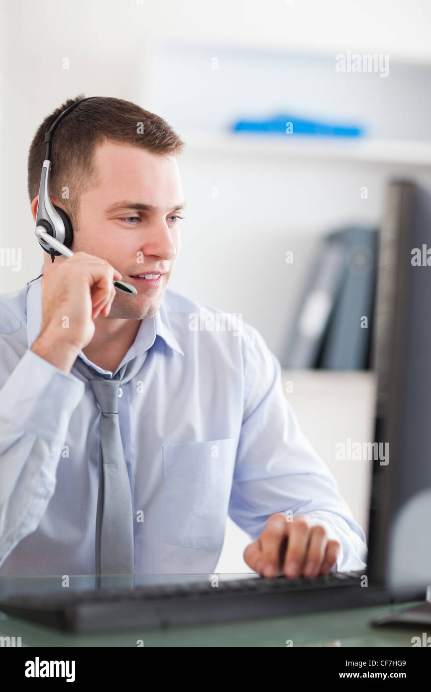 Speaking with costumer hi-res stock photography and images - Alamy