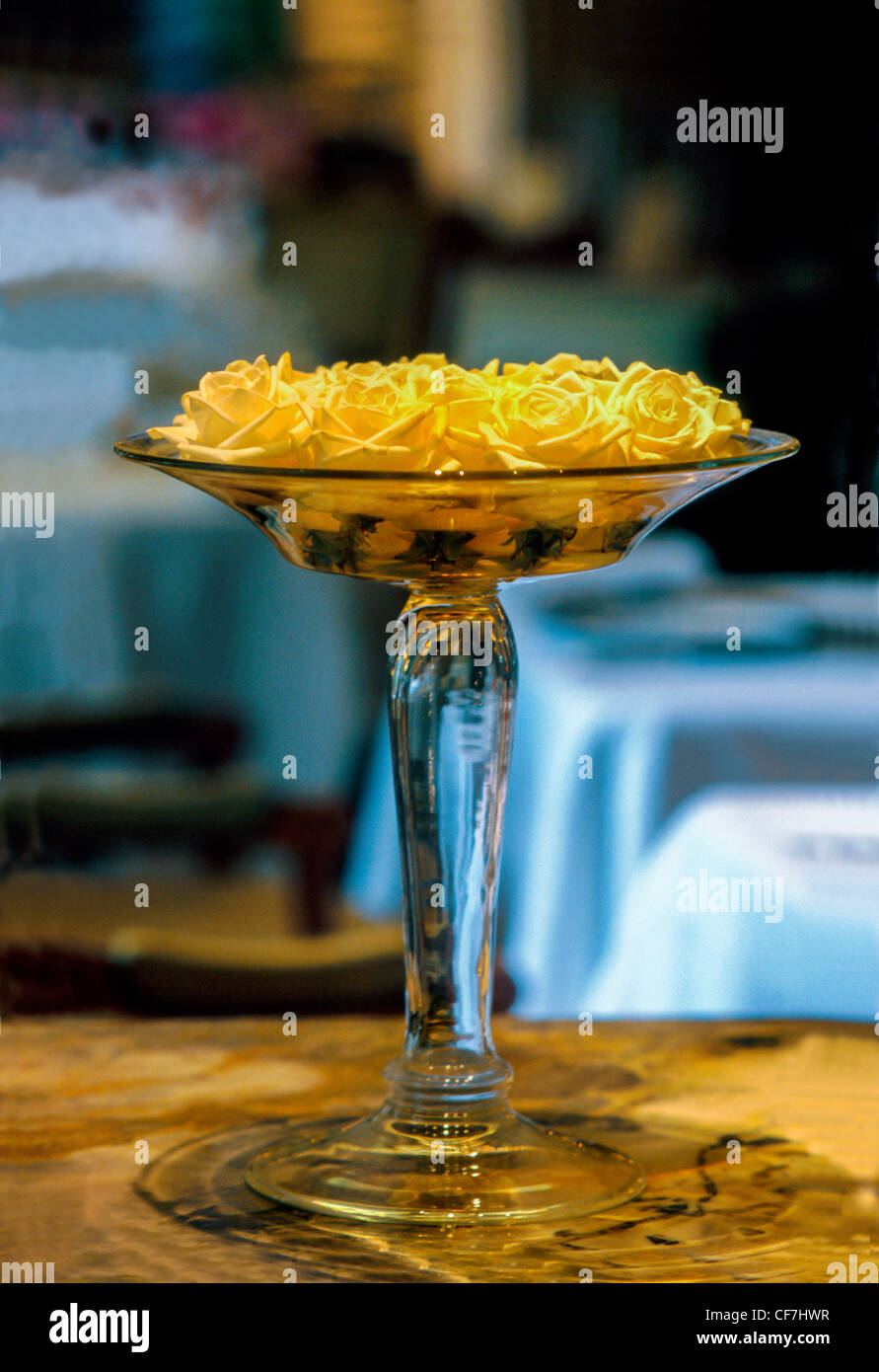 Fancy french restaurant interior decor hi-res stock photography and ...