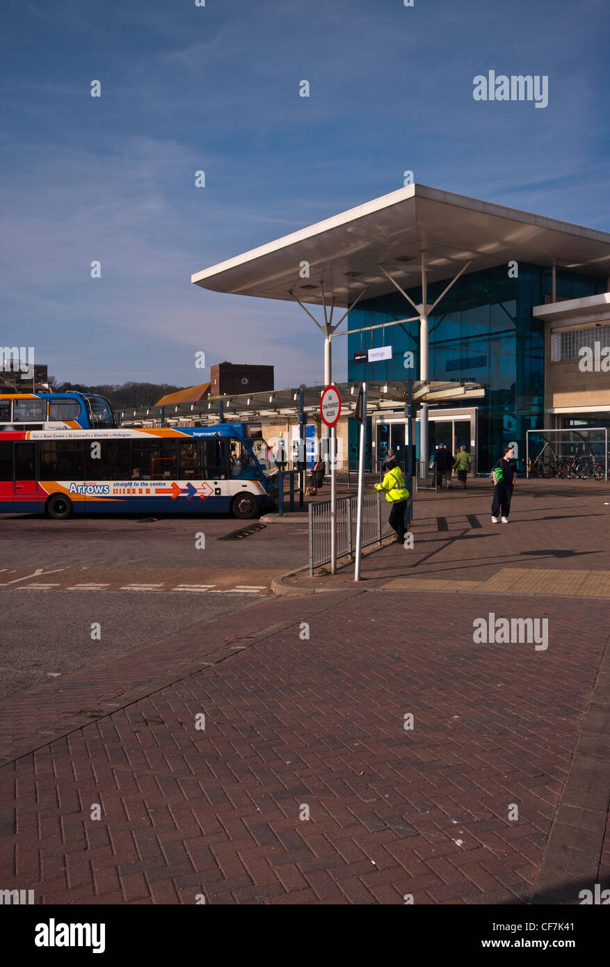 British railway stations hi-res stock photography and images - Alamy