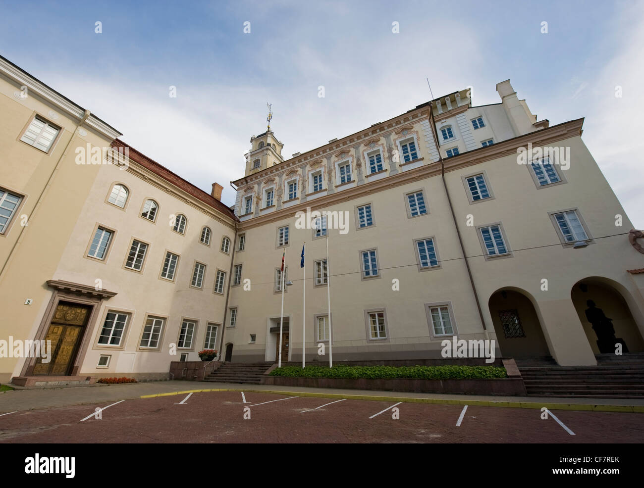 Vilnius university hi-res stock photography and images - Alamy