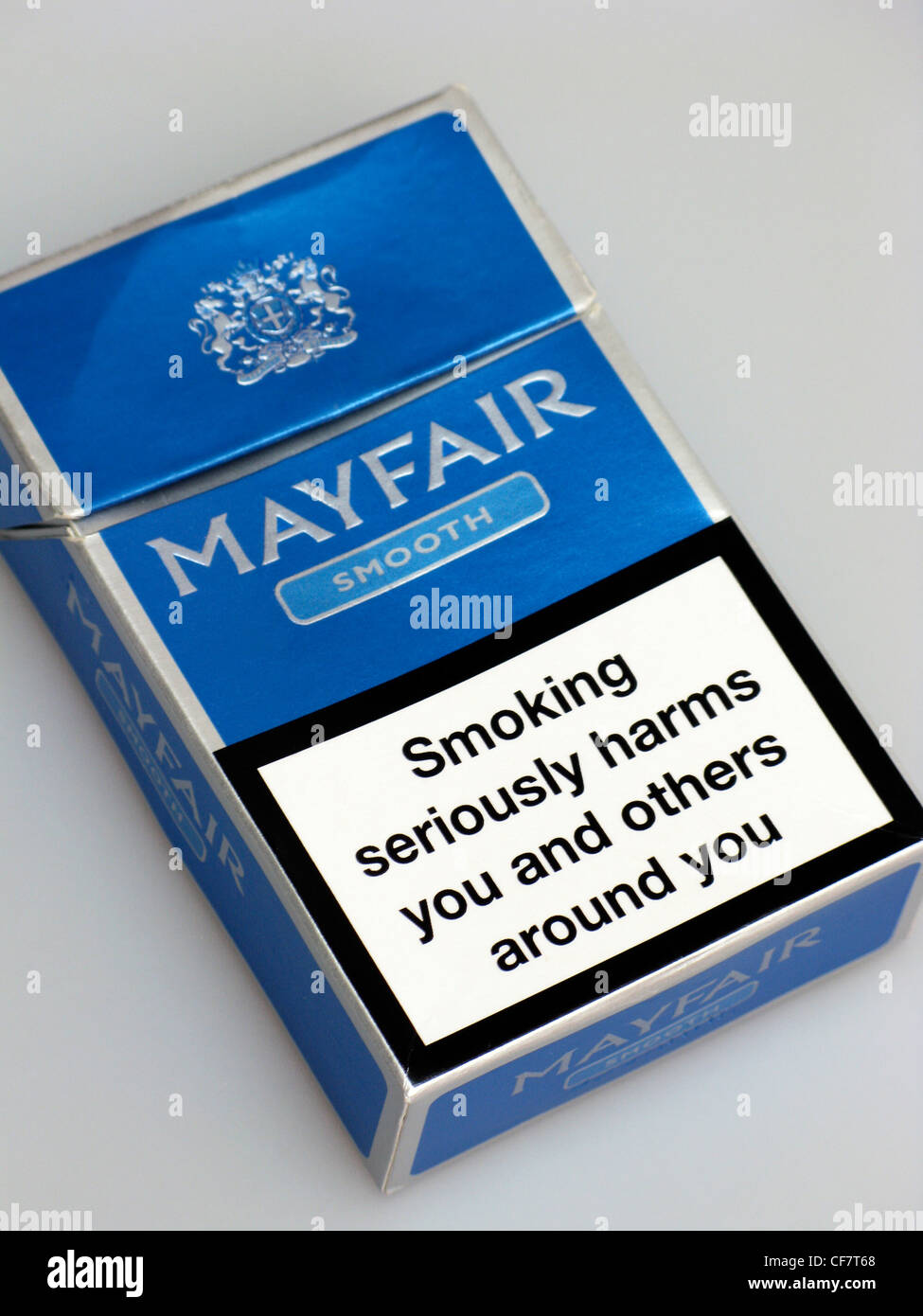 Cigarette packet uk hi-res stock photography and images - Alamy