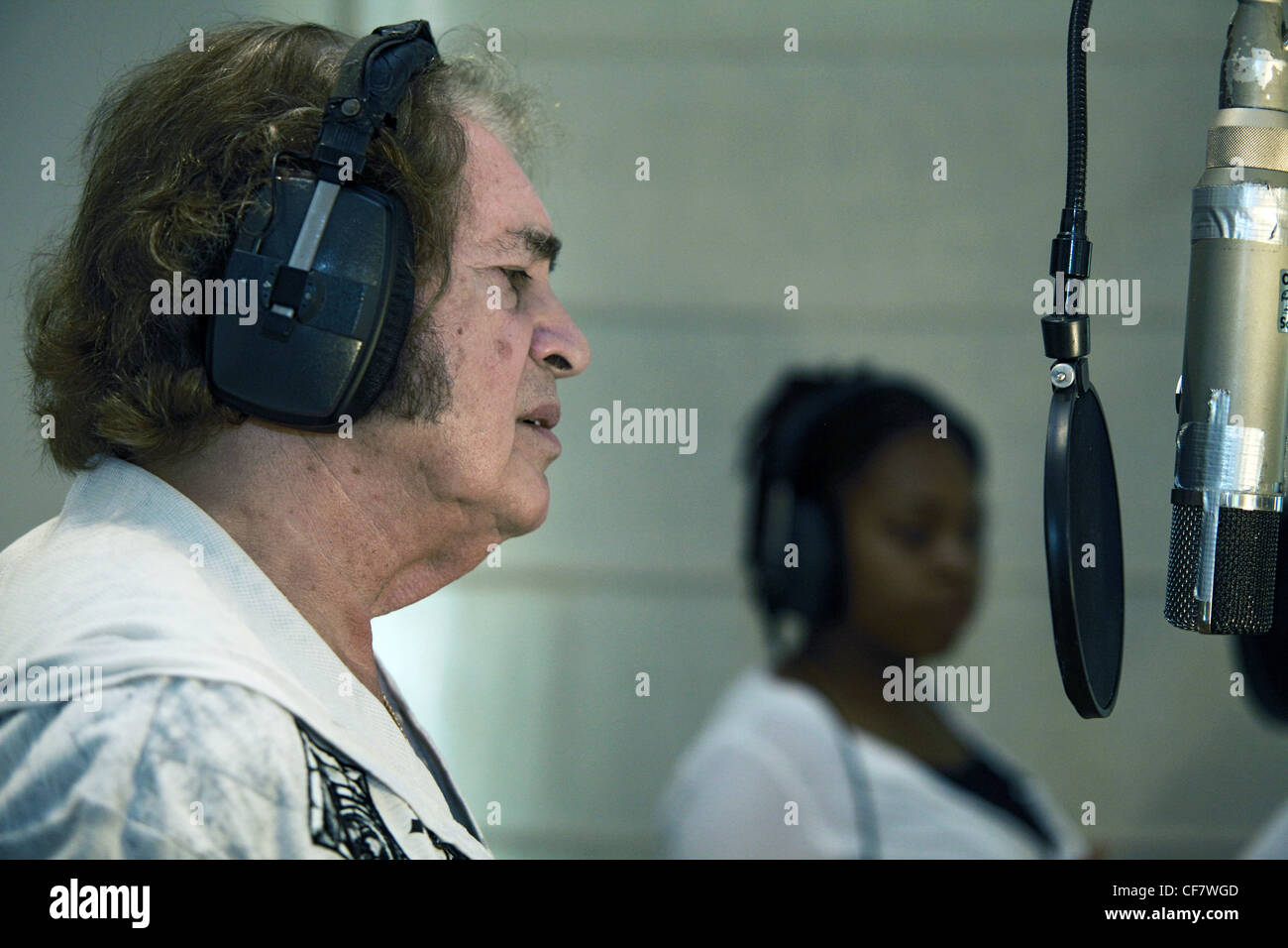 Engelbert Humperdinck UKs Eurovision entery singing in a recording ...