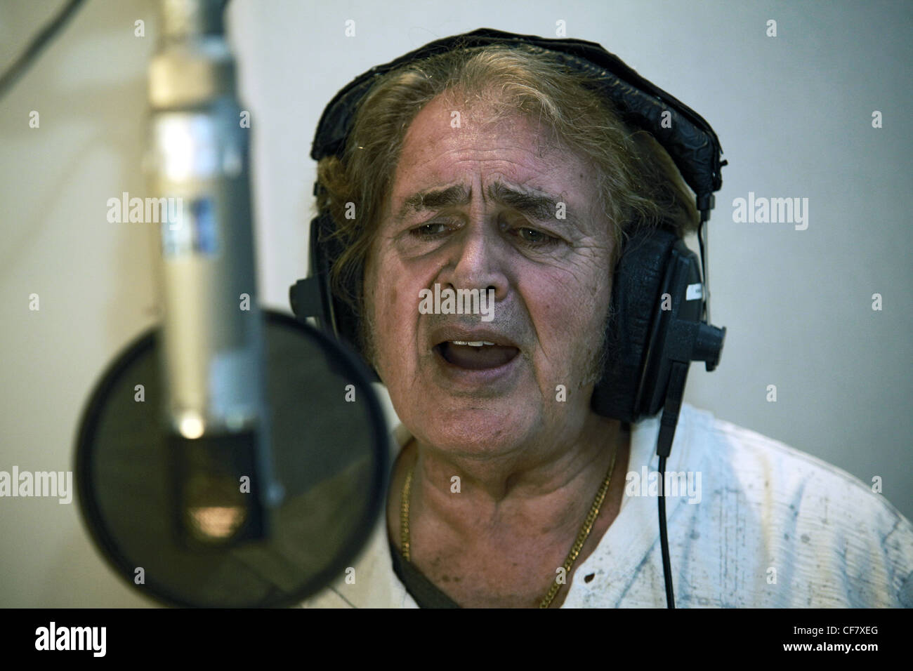 Engelbert Humperdinck UKs Eurovision entery singing in a recording ...