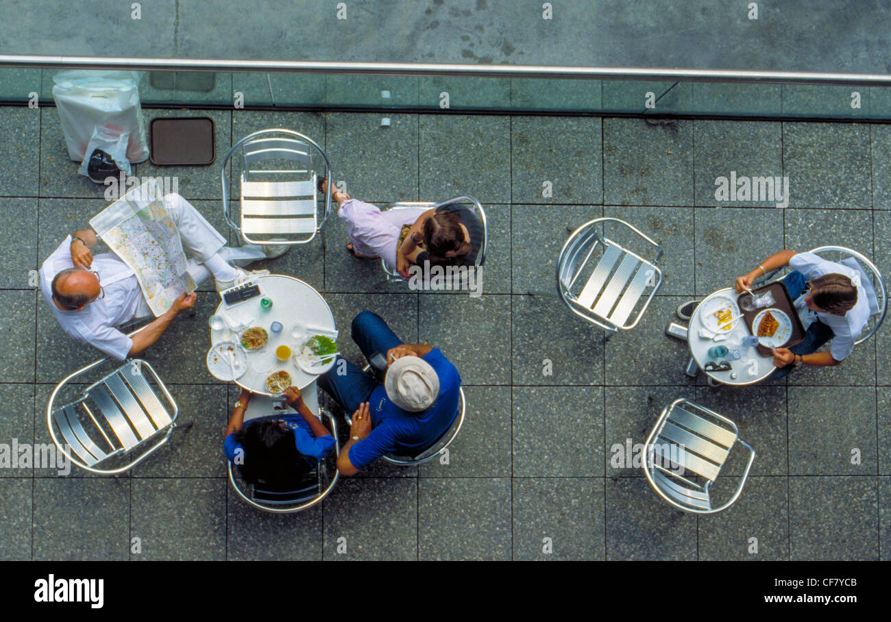 People sharing drinks aerial hi-res stock photography and images - Alamy