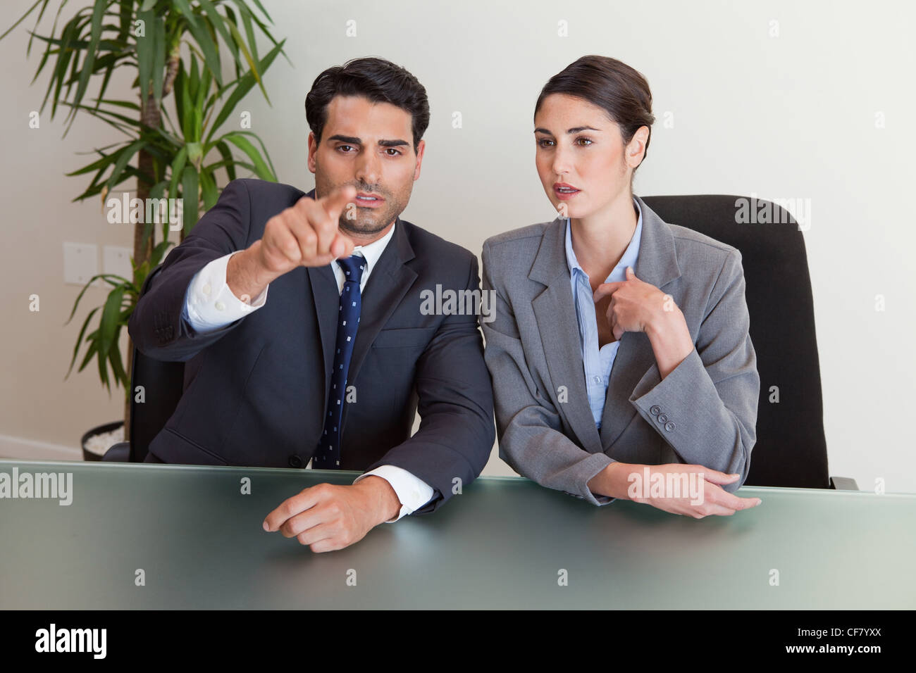 Business people sitting negotiating hi-res stock photography and images ...