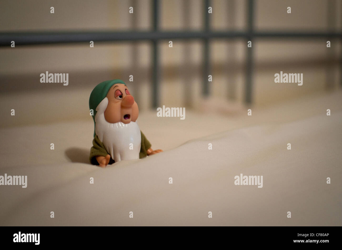 Snow white and the seven dwarf hi-res stock photography and images - Alamy