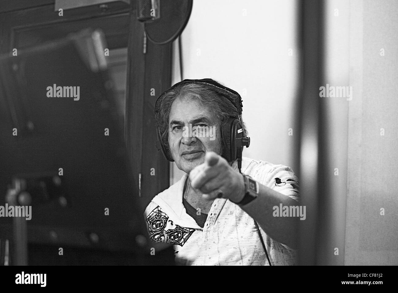 Engelbert Humperdinck UKs Eurovision entery singing in a recording ...