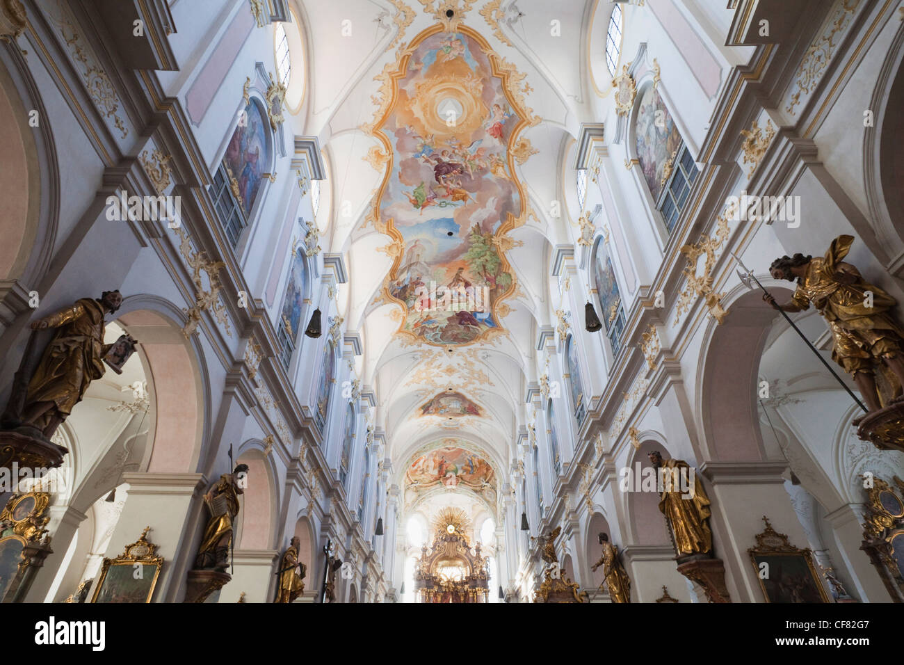 Europe, Germany, Bavaria, Munich, Munchen, Marienplatz, Saint Peters ...
