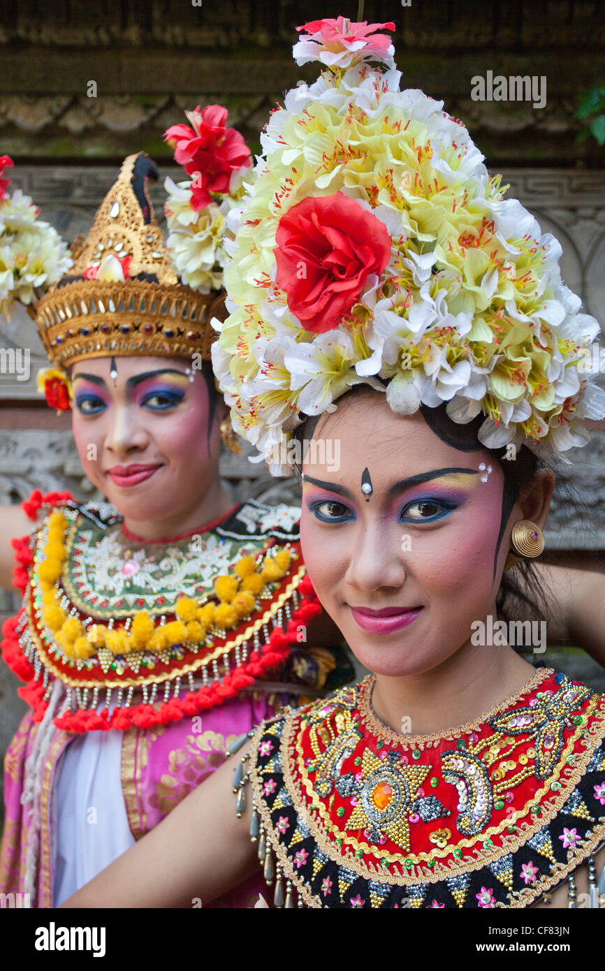 Indonesia, Asia, Bali Island, Batubulan, Temple, Barong, Dance, woman ...