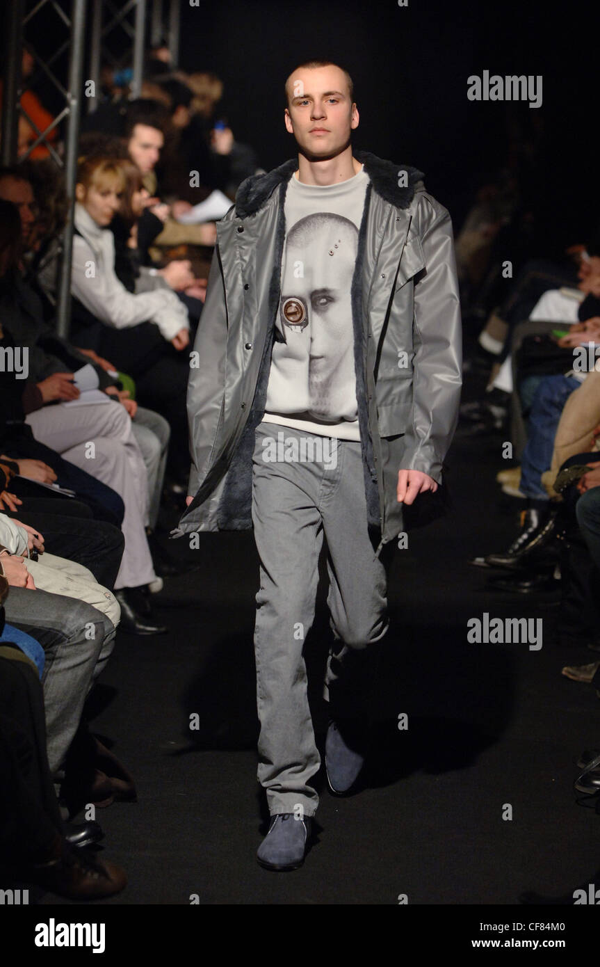 Petar Petrov Ready to Wear Menswear Paris A W Male model shaved head ...