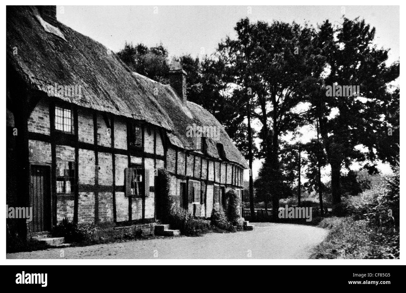 Hampton Lucy Old Cottages thatch thatched cottage timber framed ...