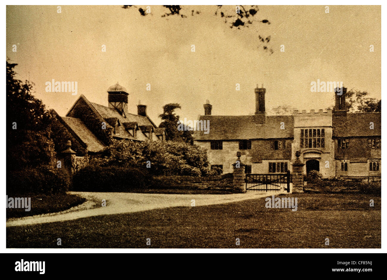 Old hall manor house west hi-res stock photography and images - Alamy