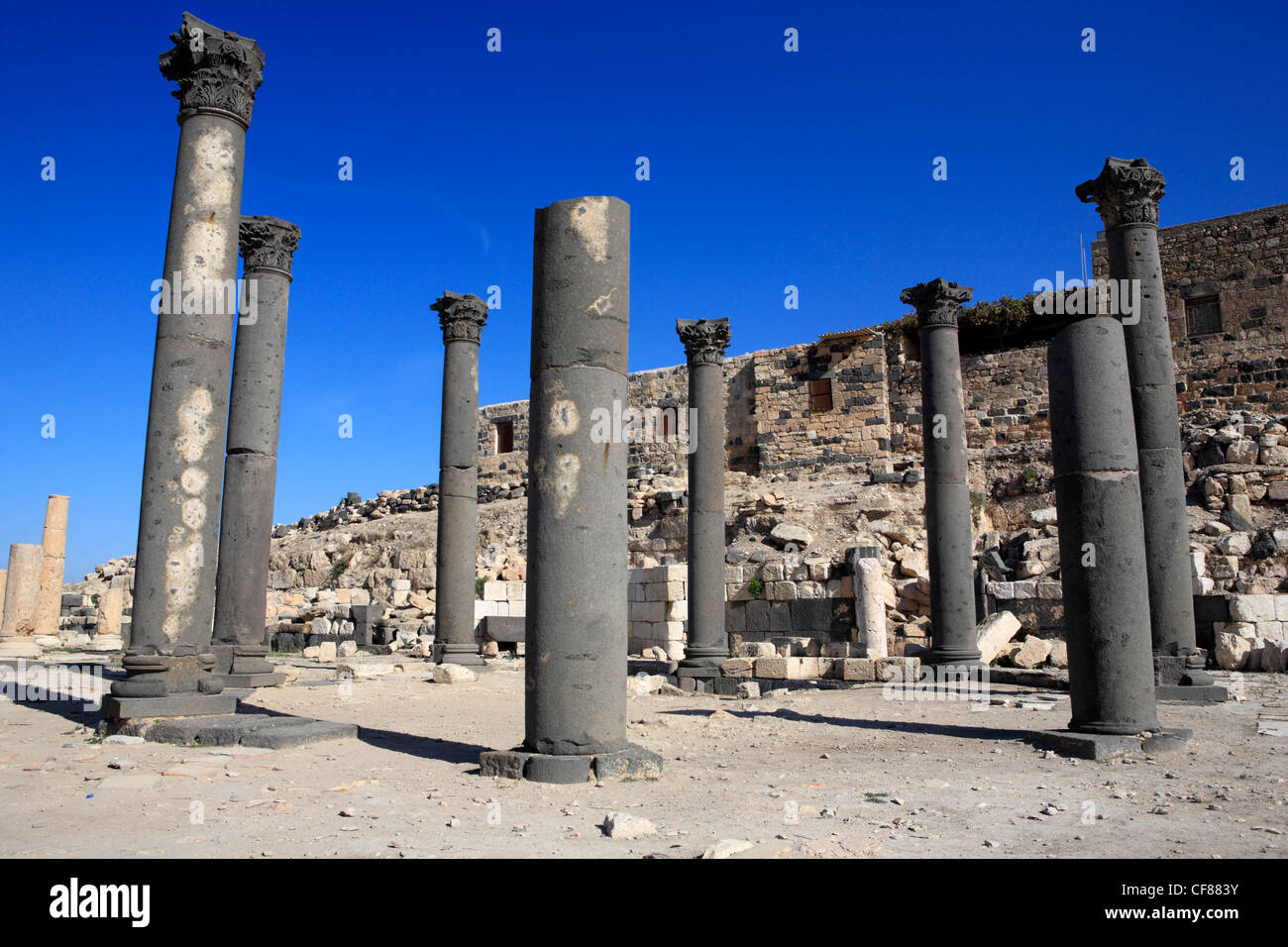 Middle East, Middle Eastern, Jordan, Jordanian, Column, columns ...