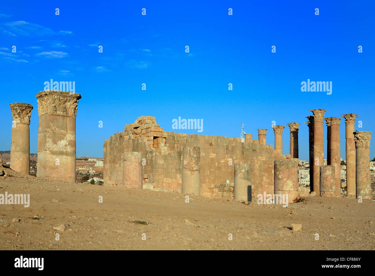 Middle East, Middle Eastern, Jordan, Jordanian, Column, columns ...