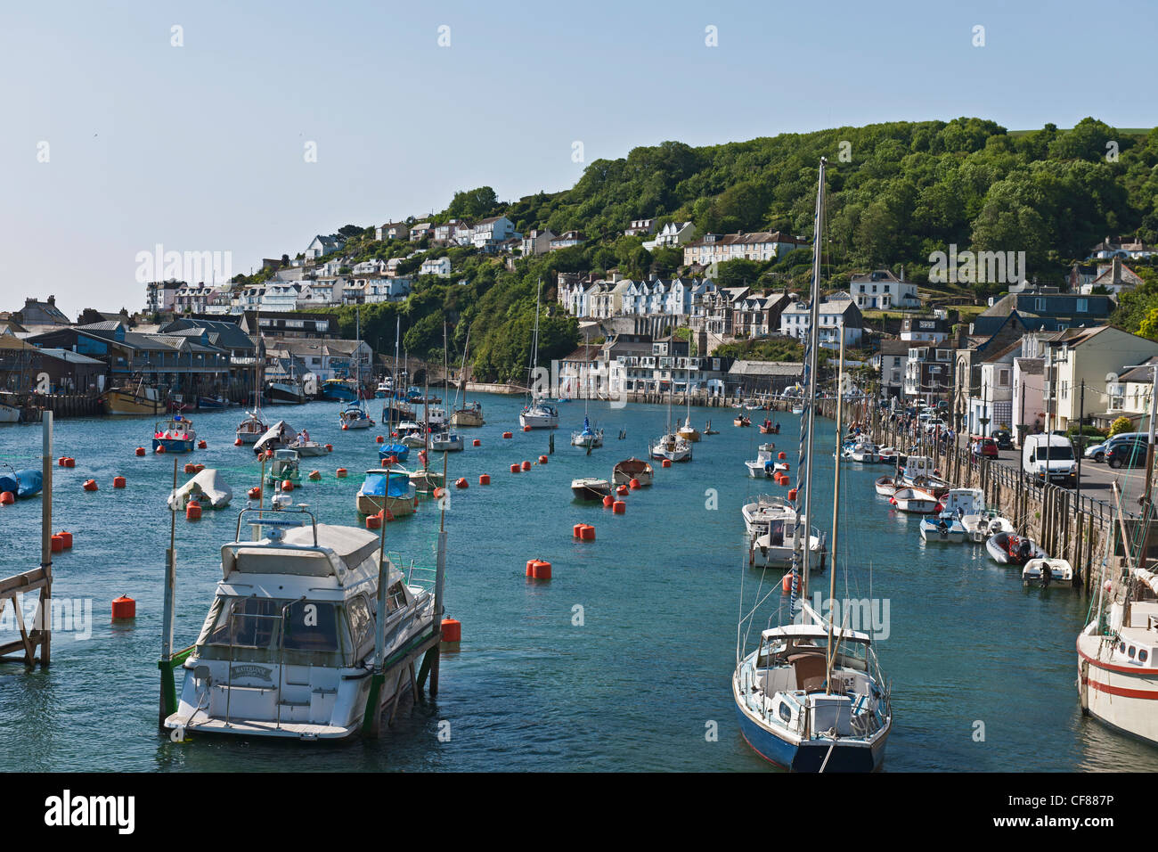 Looe harbour hi-res stock photography and images - Alamy