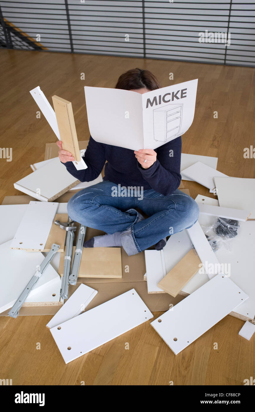 Ikea flat pack hi-res stock photography and images - Alamy