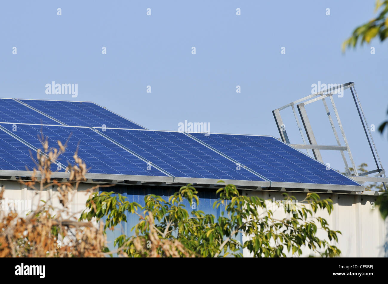Solar shed hi-res stock photography and images - Alamy