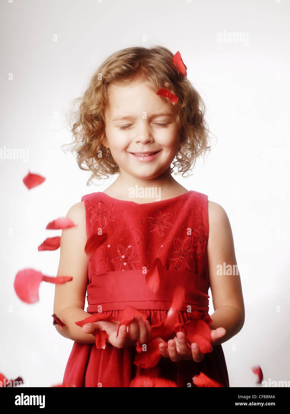 Studio portrait little girl Stock Photo - Alamy