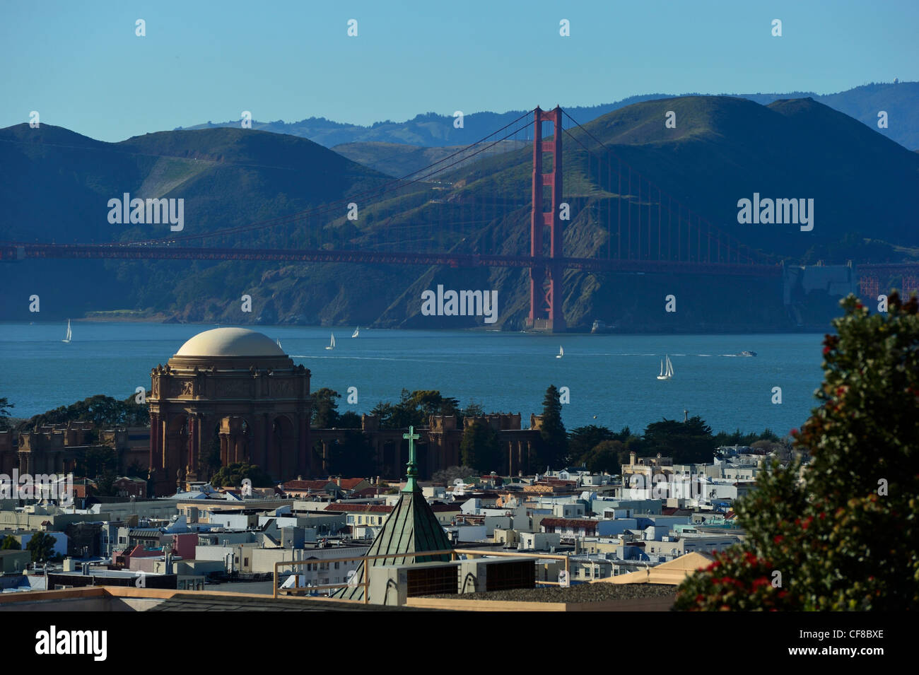 The Palace of Fine Arts and the Golden Gate Bridge, San Francisco Bay ...