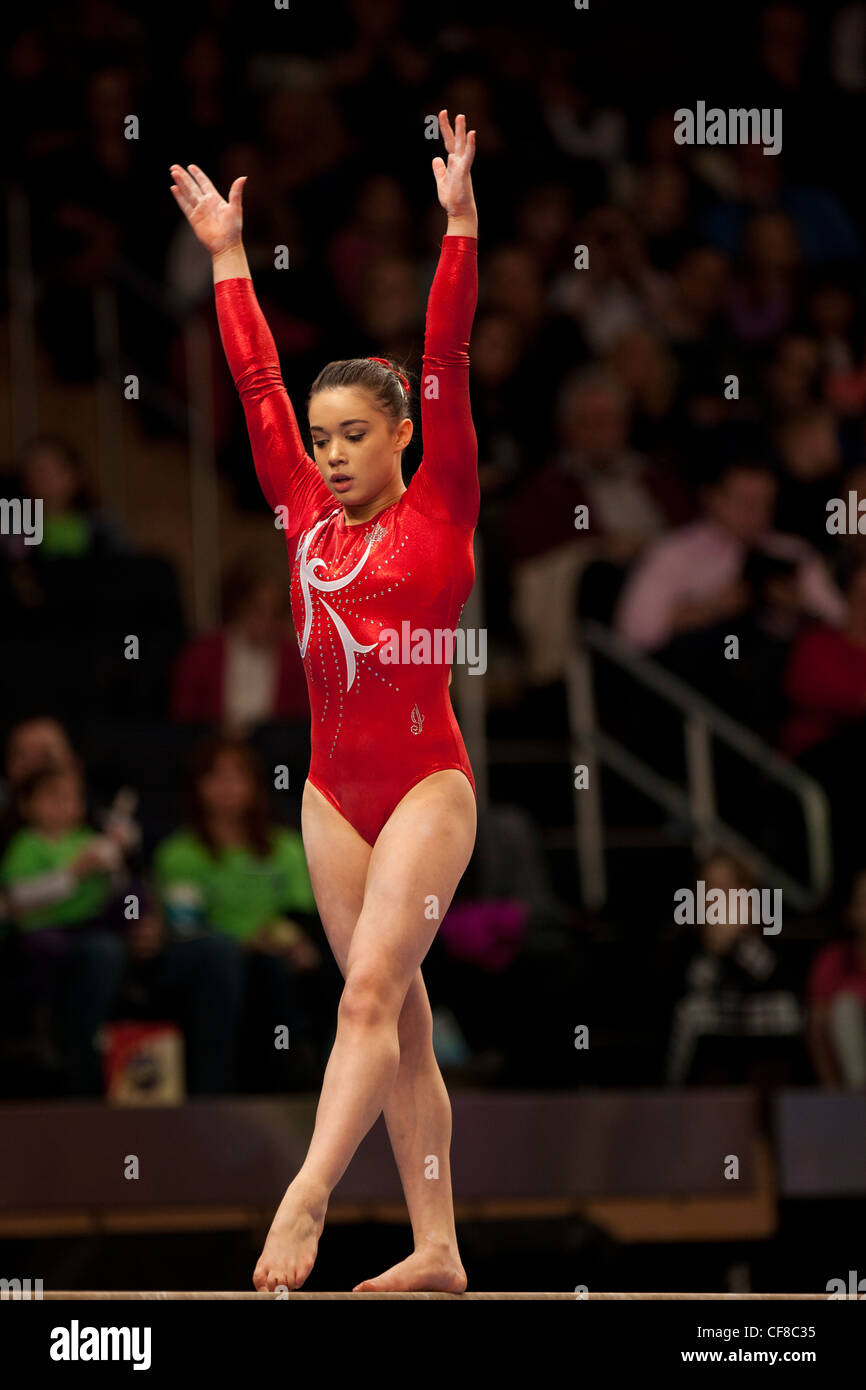 Balance Beam Teen High Resolution Stock Photography and Images - Alamy