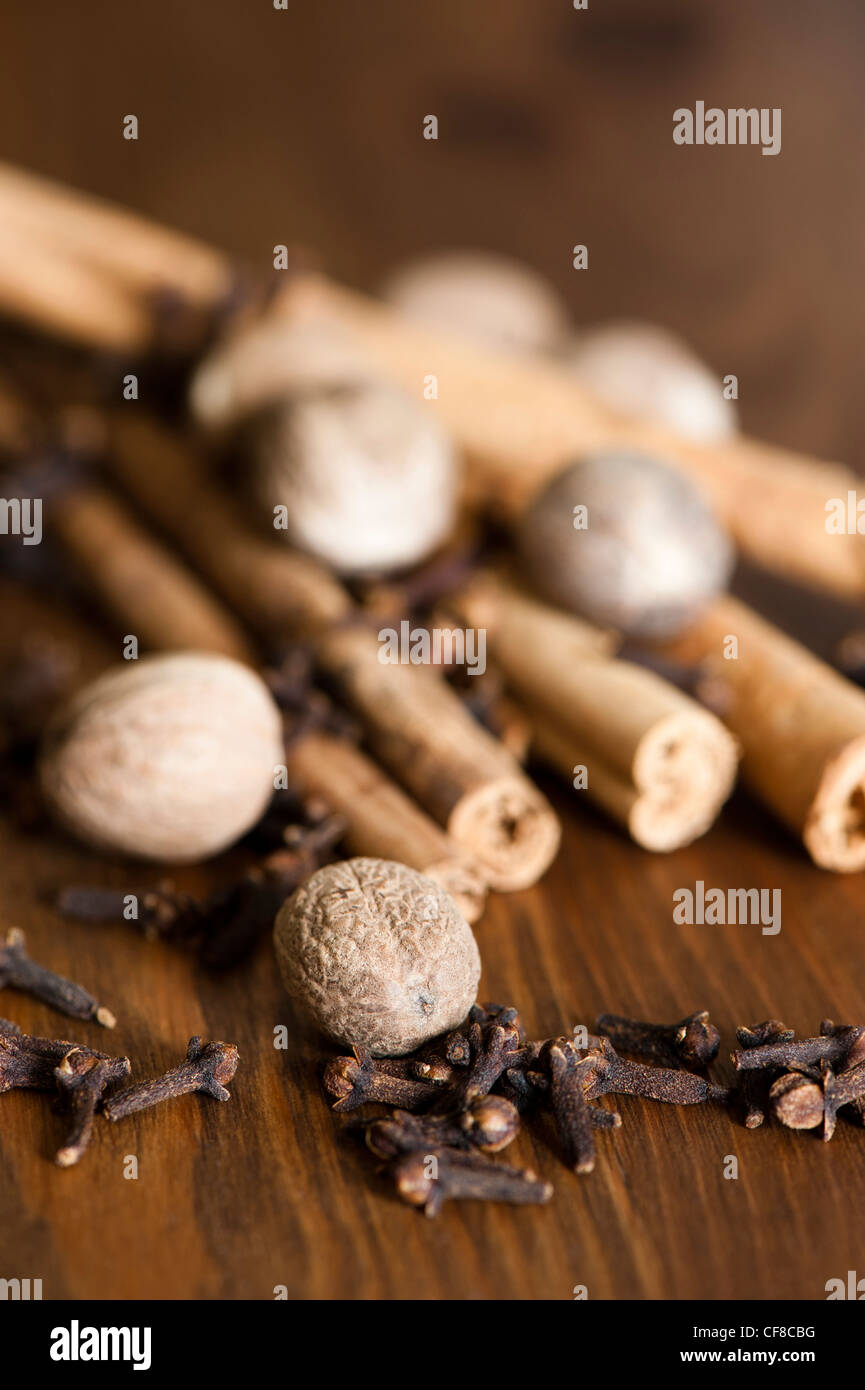Nutmeg, Myristica fragrans, Cinnamon, Cinnamomum verum, and Cloves ...
