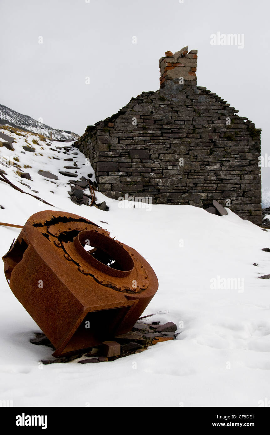Derelict buildings and waste slate in the disused quarry at Dinorwig ...