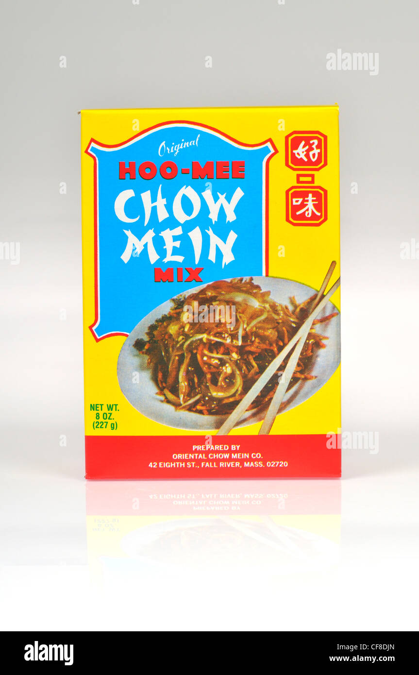 A box of Hoo-Mee chinese food chow mein mix on white background cut ...